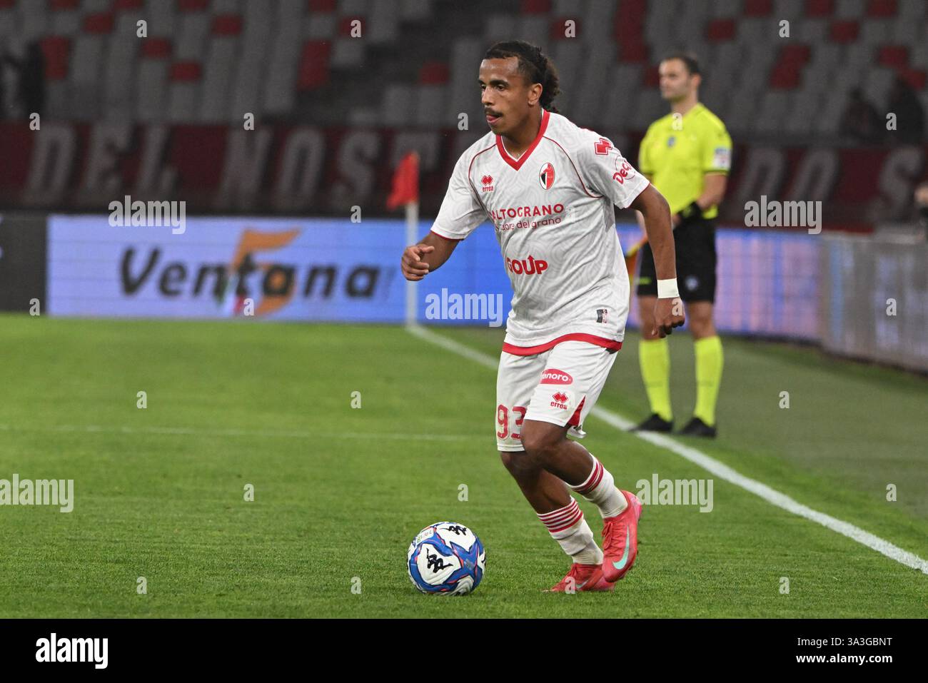 Bari, Italy 14th Mar. 2025: Mehdi Dorval of SSC Bari in action during ...