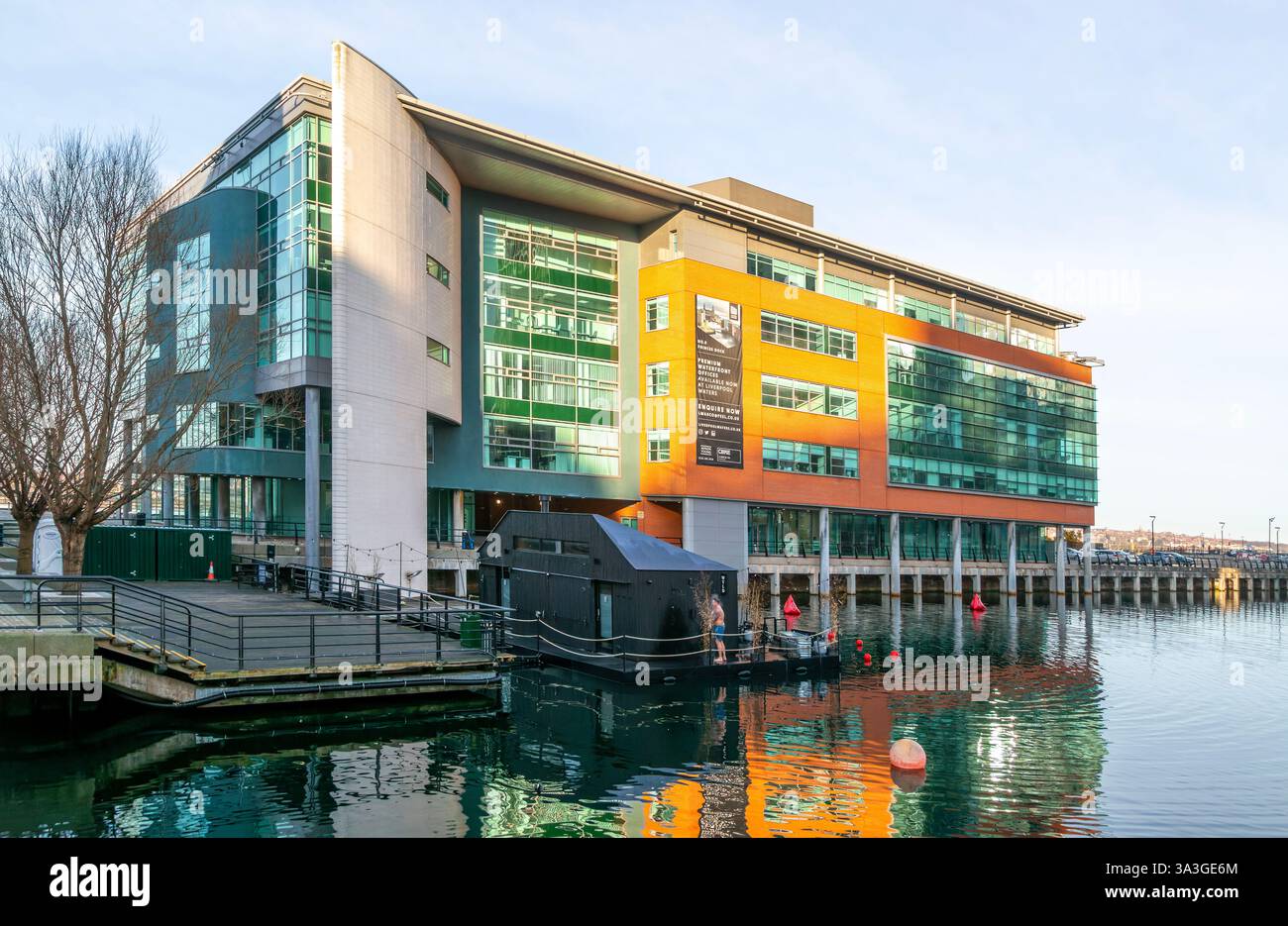 Wyld Sauna and waterfront offices, No 8 Princes Dock waterfront ...