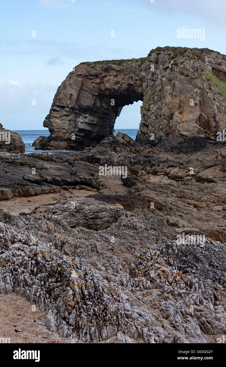 The Great Pollet Arch largest sea arch in Ireland in County Donegal, Fanad Peninsula Stock Photo ...