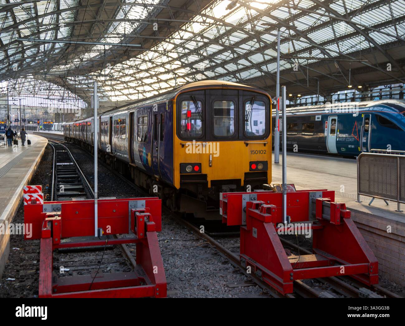 British Rail Class 150 Sprinter train, Lime Street railway station, Liverpool, England, UK Stock ...