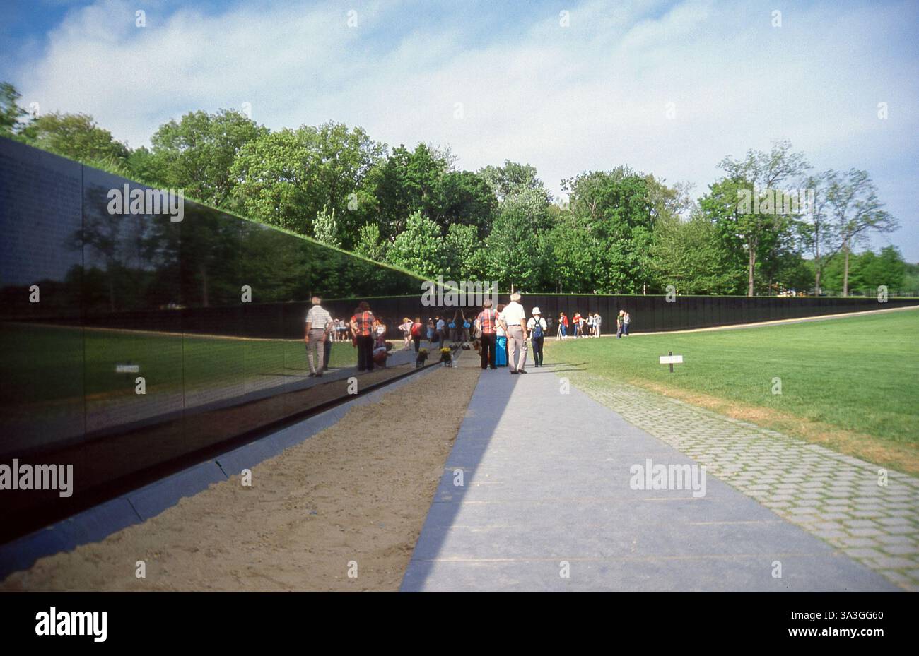 Vietnam Veterans Memorial in Washington DC on analog historical ...