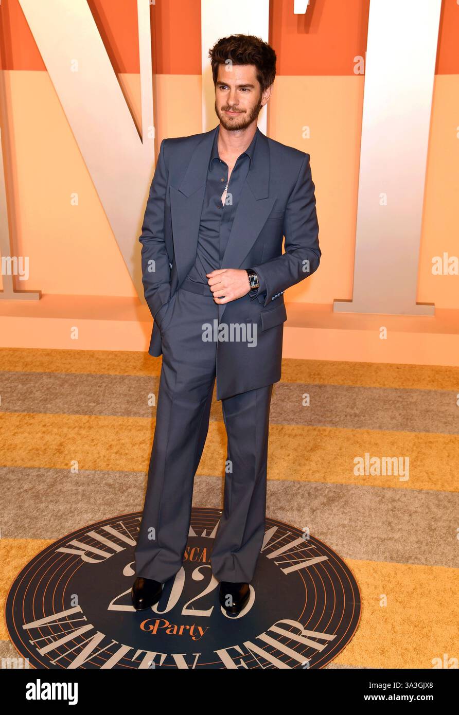 BEVERLY HILLS, CALIFORNIA - MARCH 02: Andrew Garfield attends the 2025 ...