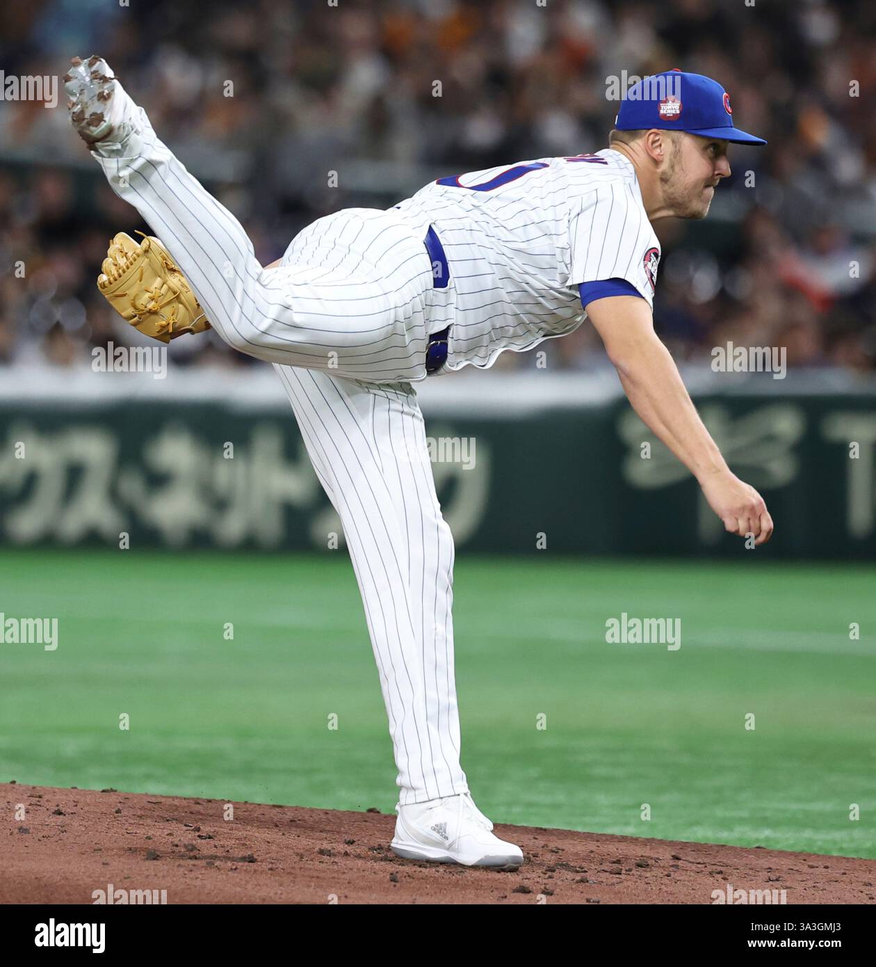 Chicago Cubs' starting pitcher Jameson Taillon pitches in the first ...