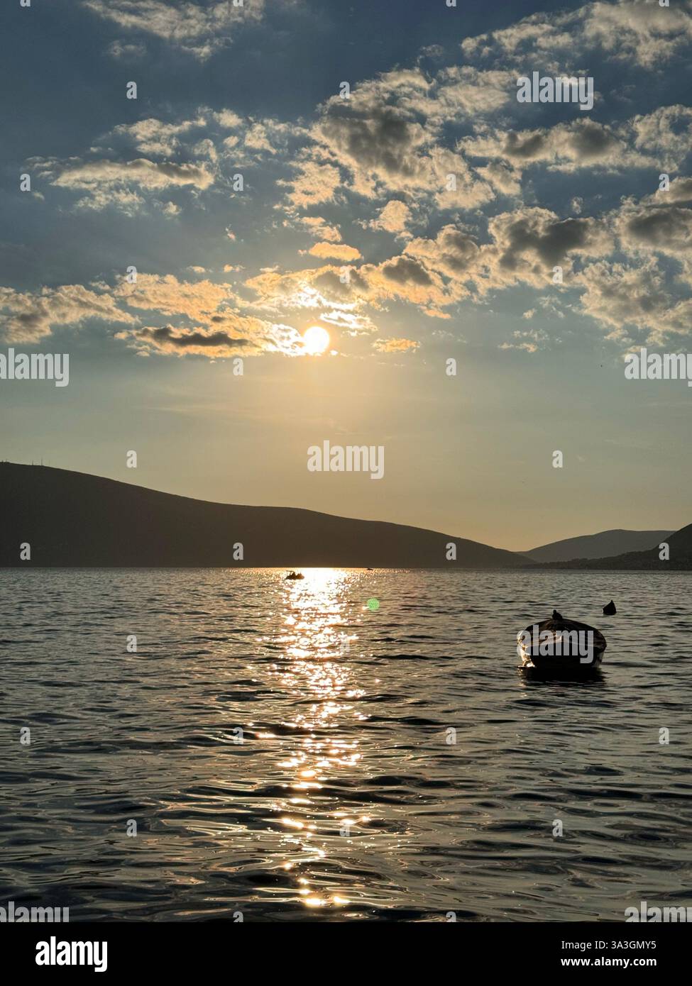 Rocking in the waves hi-res stock photography and images - Alamy