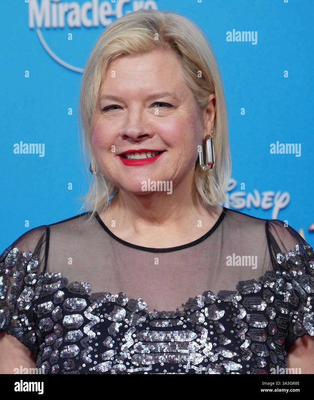 Mandy Walker arrives at Walt Disney Studios' SNOW WHITE World Premiere ...