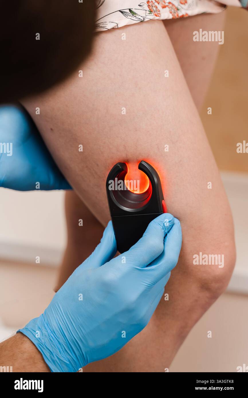 Veins scanning device that uses infrared light to detect the ...