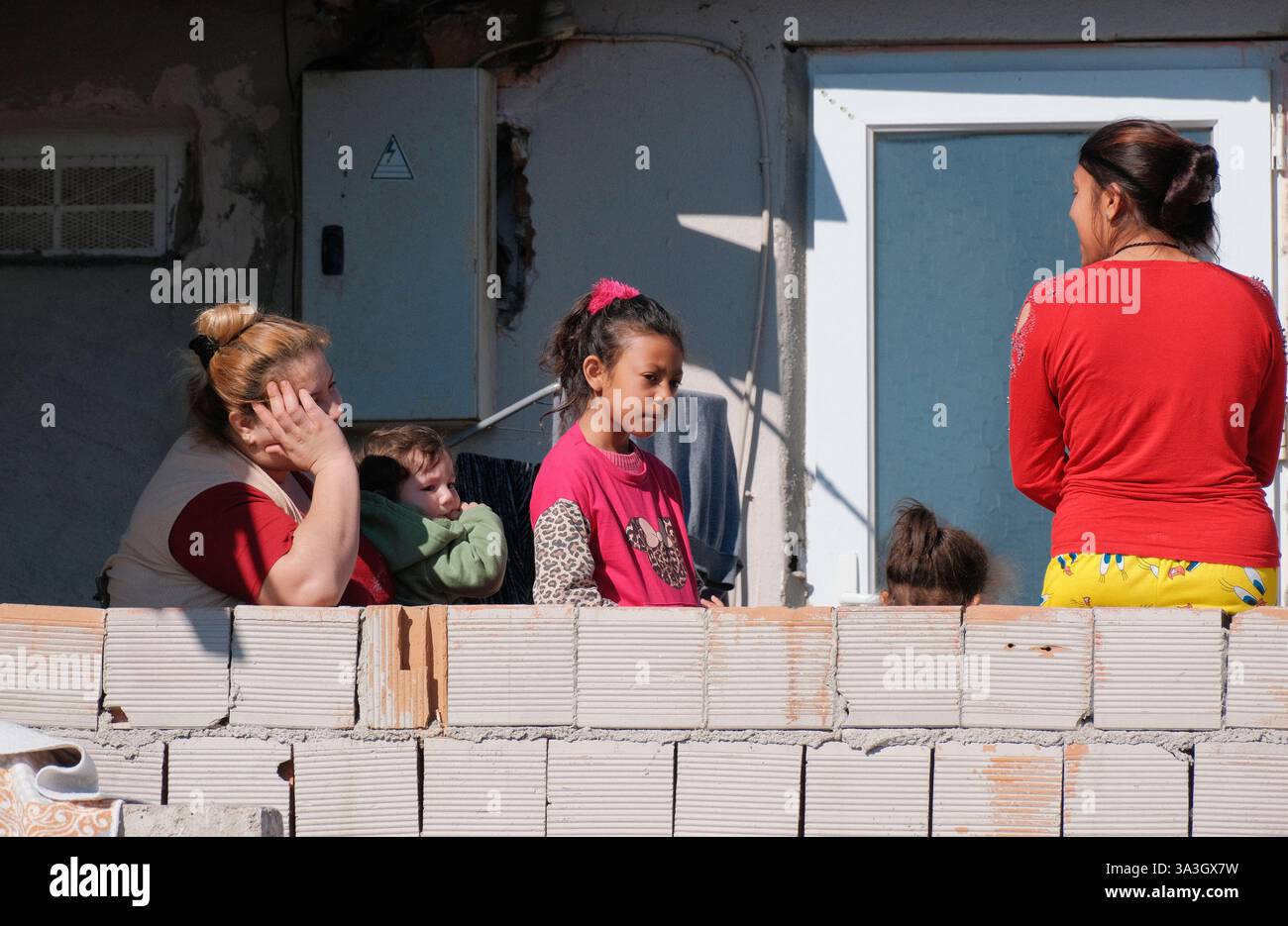 Turkey, Edirne, 7 march 2025, ROM family in the Menzilahir area of the ...