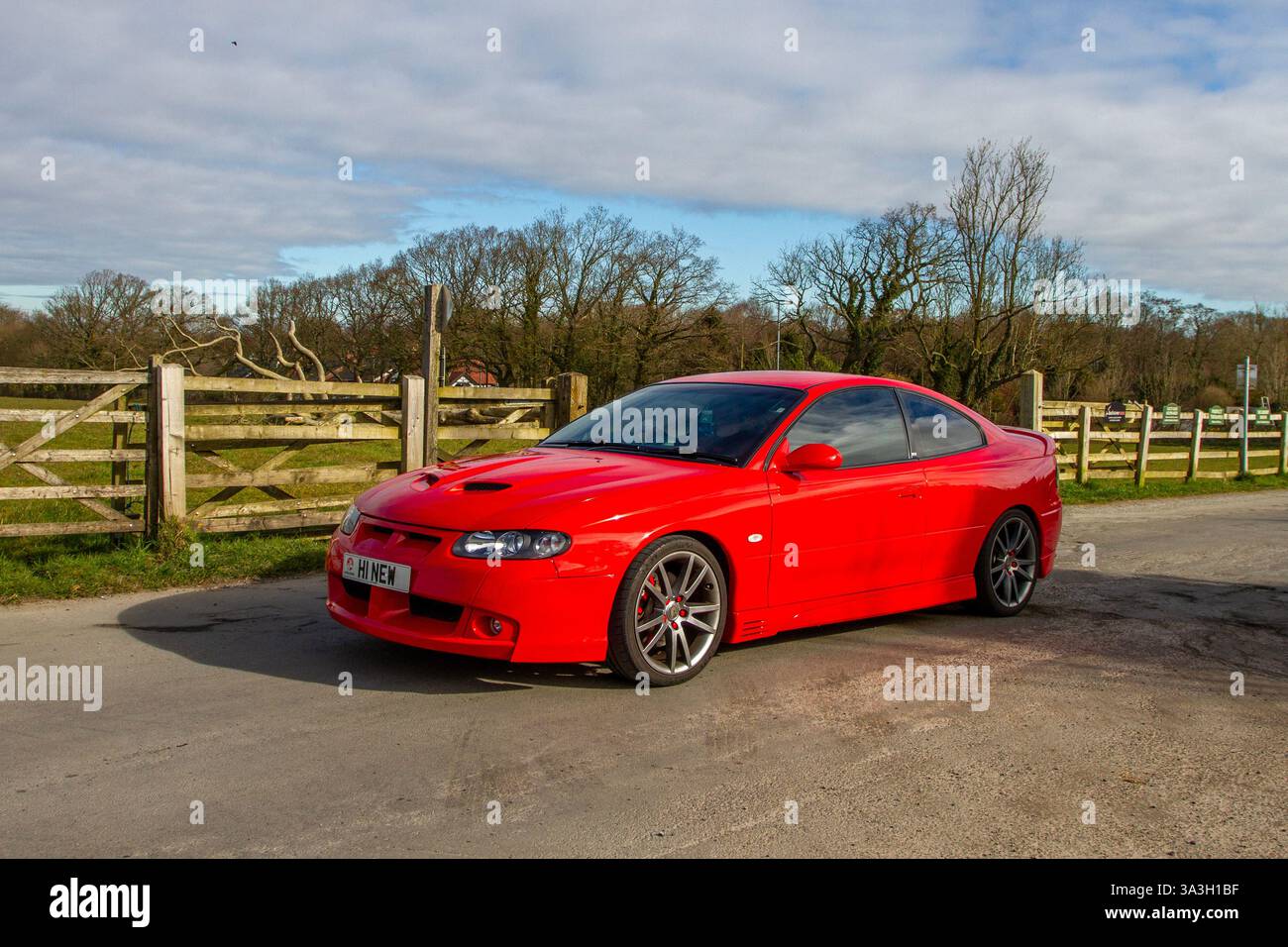 2005 Red Vauxhall Monaro V8 Vxr V8 Coupe Petrol 5967 cc, front-engine ...