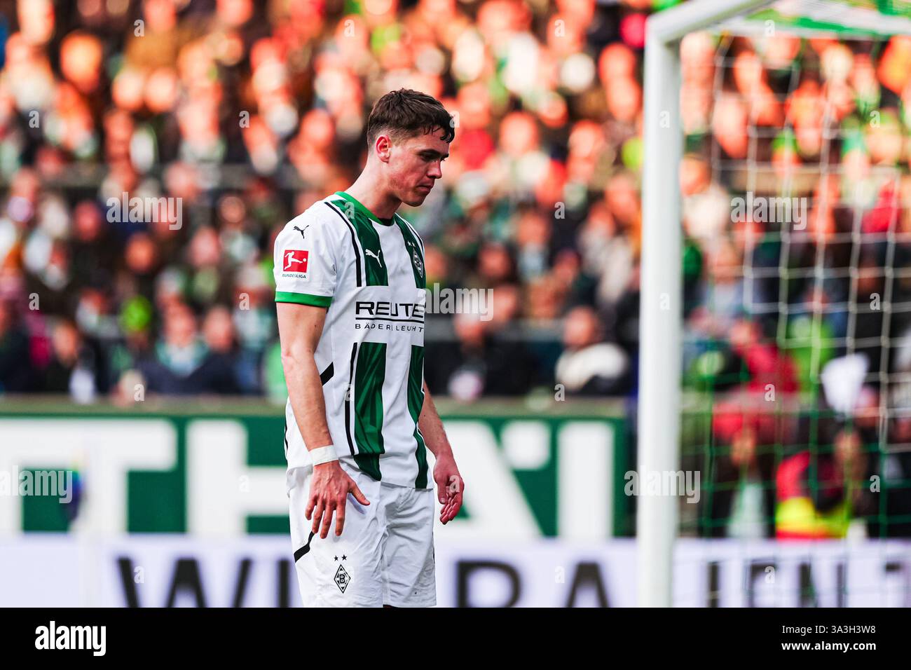 Philipp Sander (Borussia Moenchengladbach, #16) GER, SV Werder Bremen ...