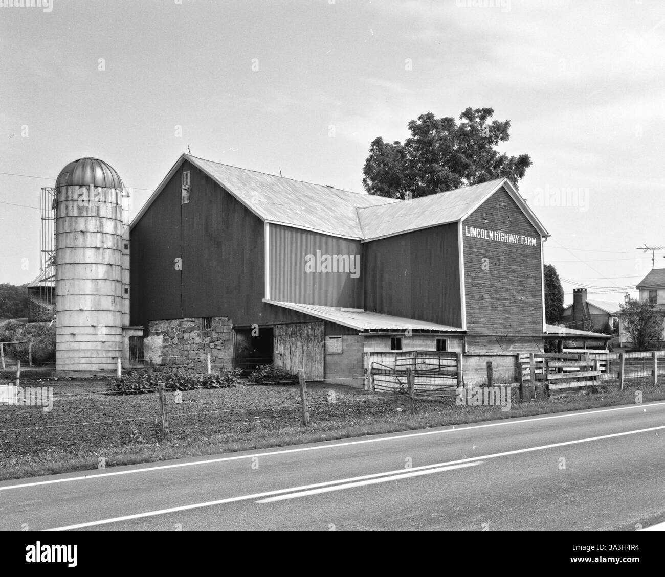 Lincoln Highway Farm, Schellsburg, Bedford County, Pennsylvania, circa ...