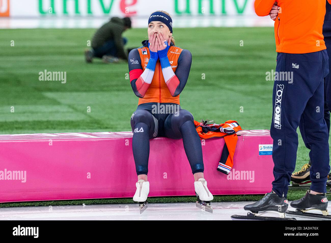 Hamar, Norway. 16th Mar, 2025. HAMAR, NORWAY - MARCH 16: Joy Beune of Netherlands during the ISU ...