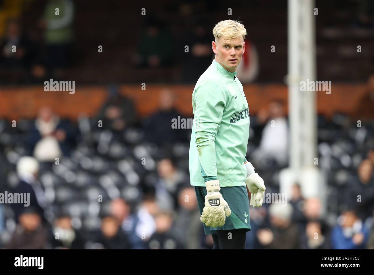 London, UK. 16th Mar, 2025. Goalkeeper Antonin Kinsky of Tottenham ...