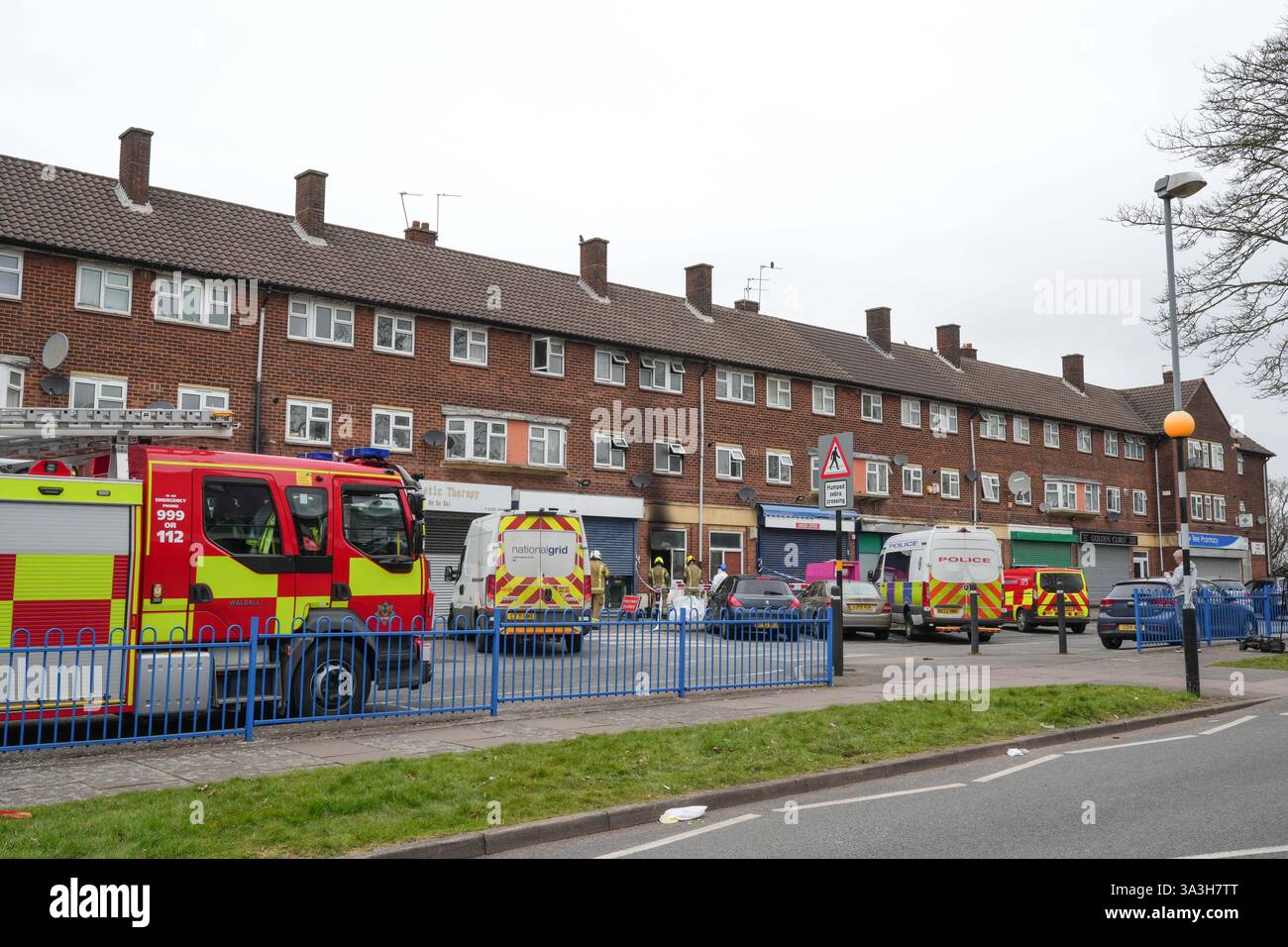 Walsall flat fire hi-res stock photography and images - Alamy