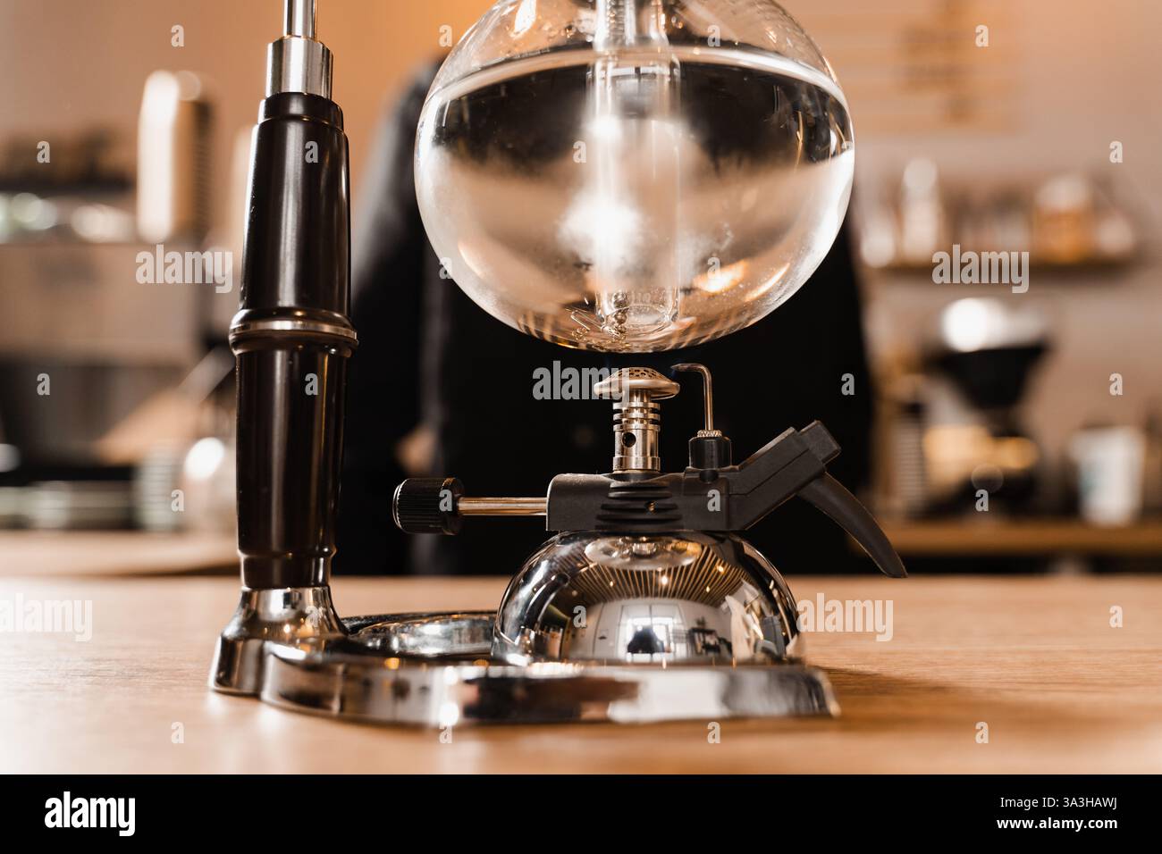 Siphon vacuum pot mixing hi-res stock photography and images - Alamy