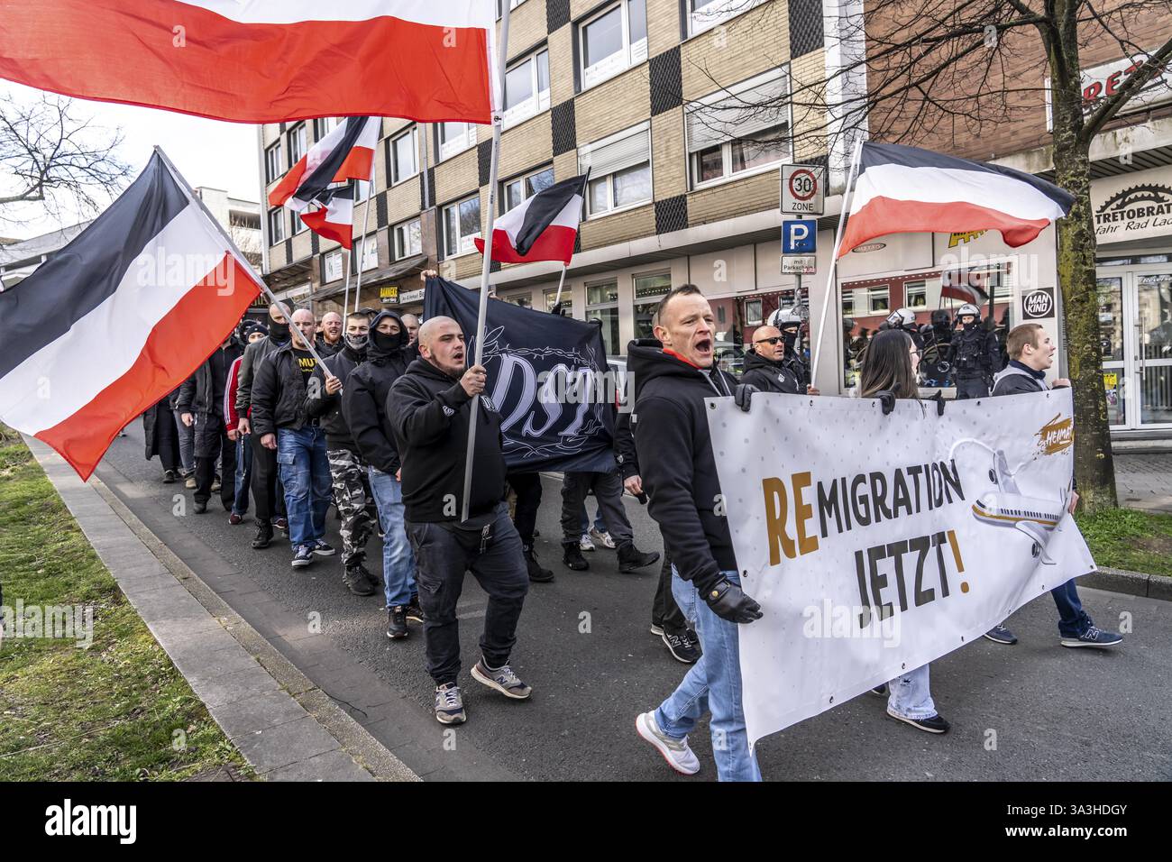 The neo-Nazi group Jung und Stark, JS, demonstrates in the city centre ...