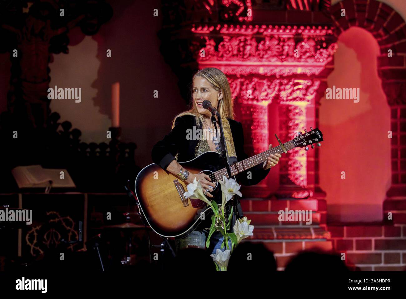 Heather Nova live on tour 2025 at the Berlin Passionskirche on 14/03 ...