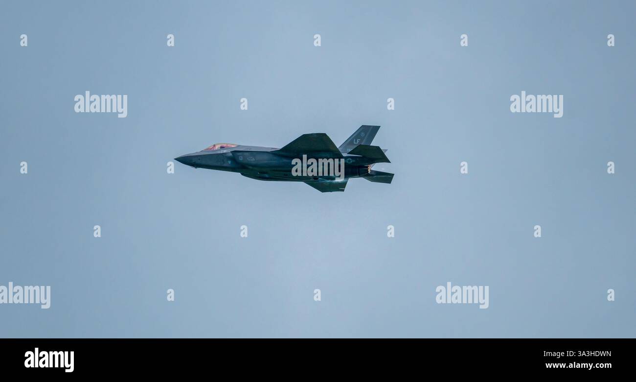 Demonstration of the Lockheed Martin F-35 Lightning II, Gatineau ...