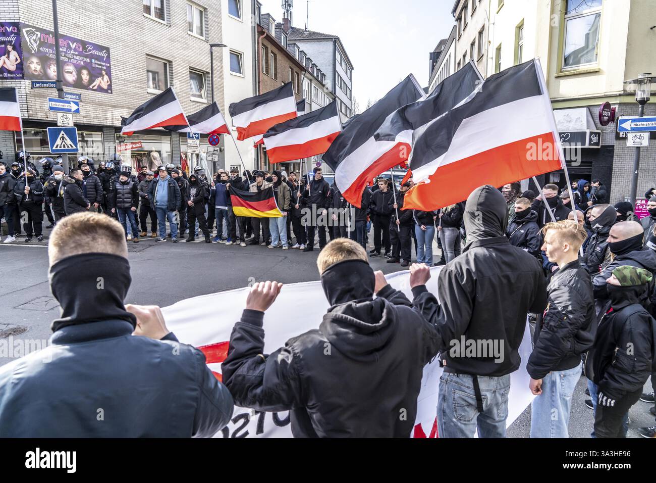 The neo-Nazi group Jung und Stark, JS, demonstrates in the city centre ...