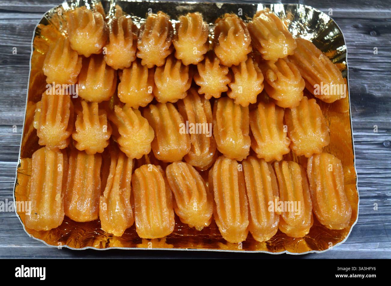 Balah el Sham or Egyptian Choux Pastry, very popular Ramadan month ...