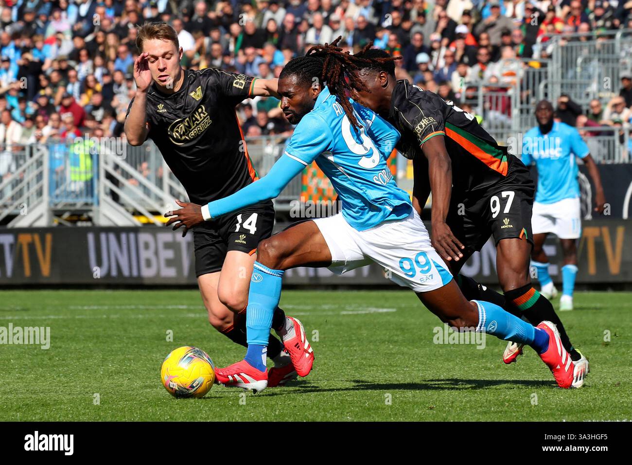 Napoli’s Andre-Frank Zambo Anguissa Venezia's Hans Nicolussi Caviglia ...