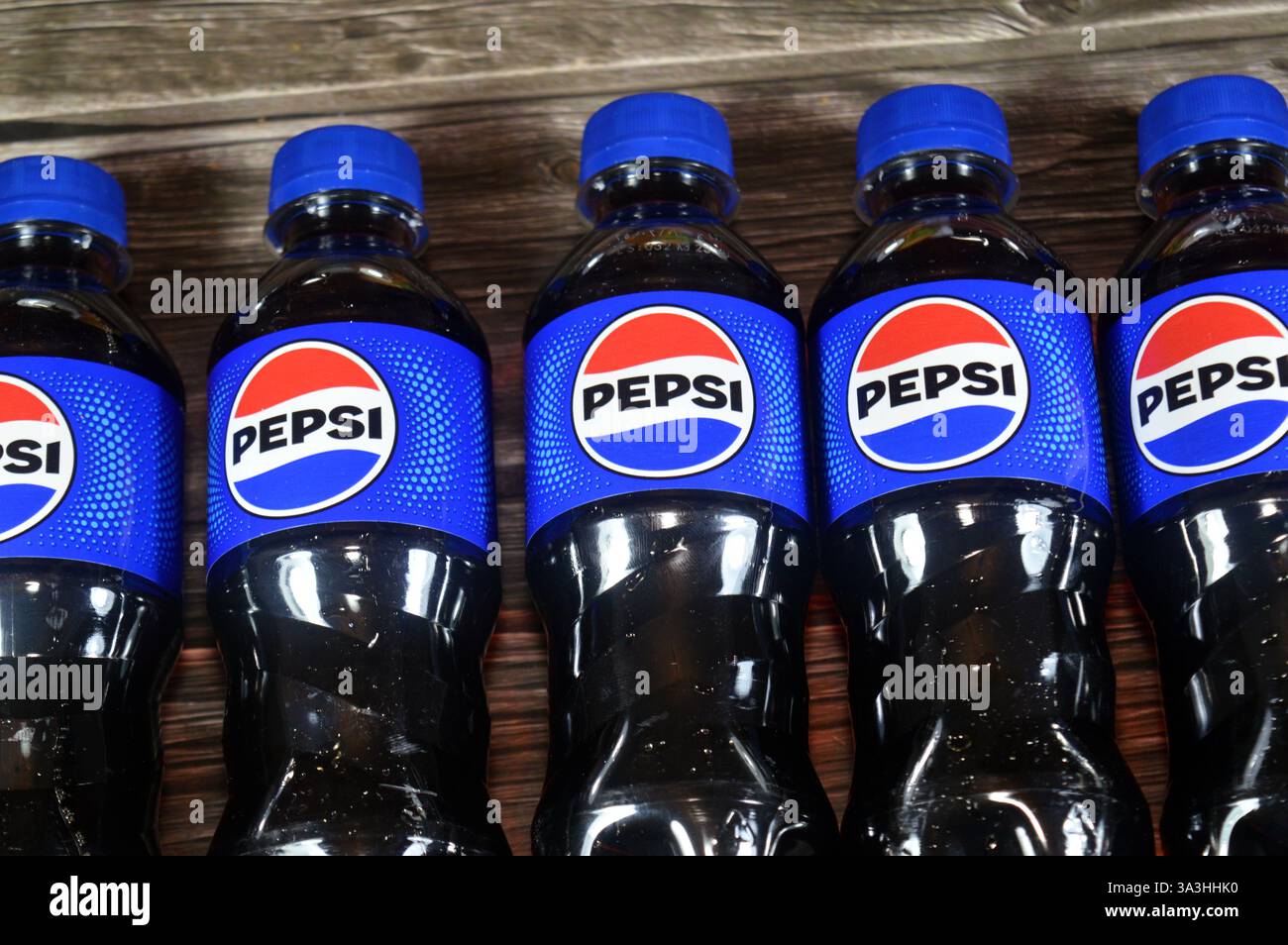 Pepsi logo 2025 hi-res stock photography and images - Alamy