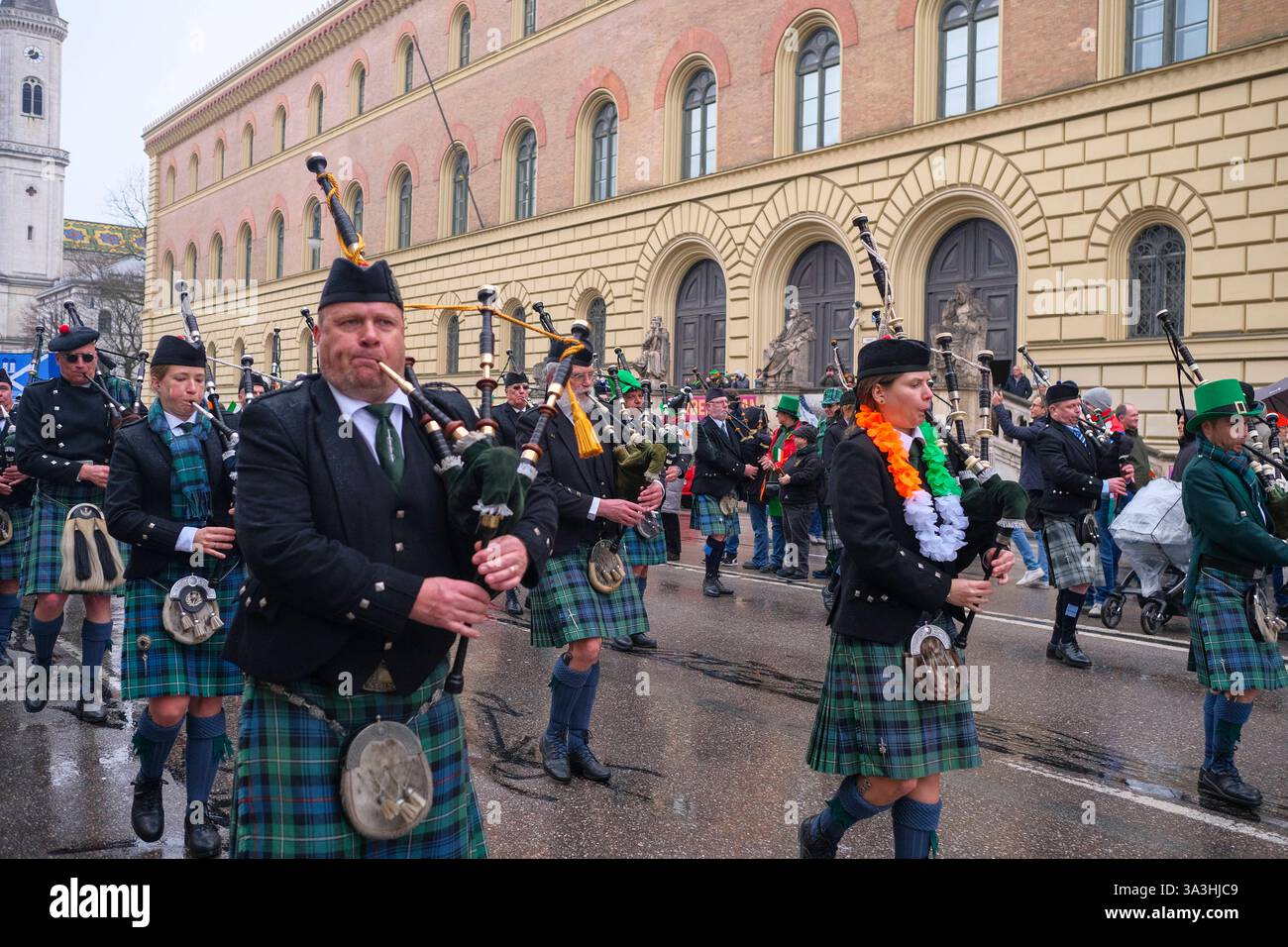Dudelsack Bläser auf St. Patricks Day Parade Dudelsackbläser in ...