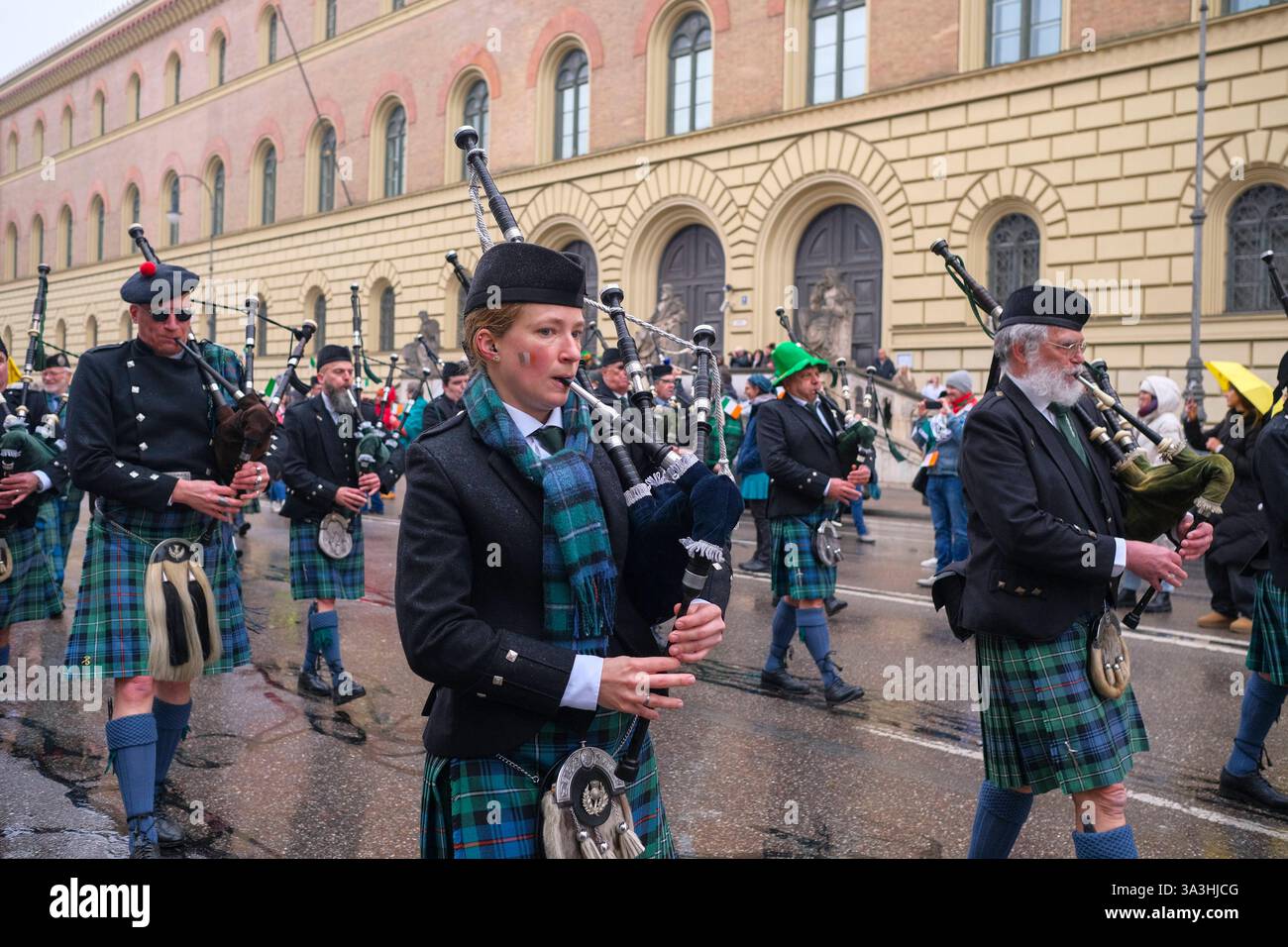 Dudelsack Bläser auf St. Patricks Day Parade Dudelsackbläser in ...