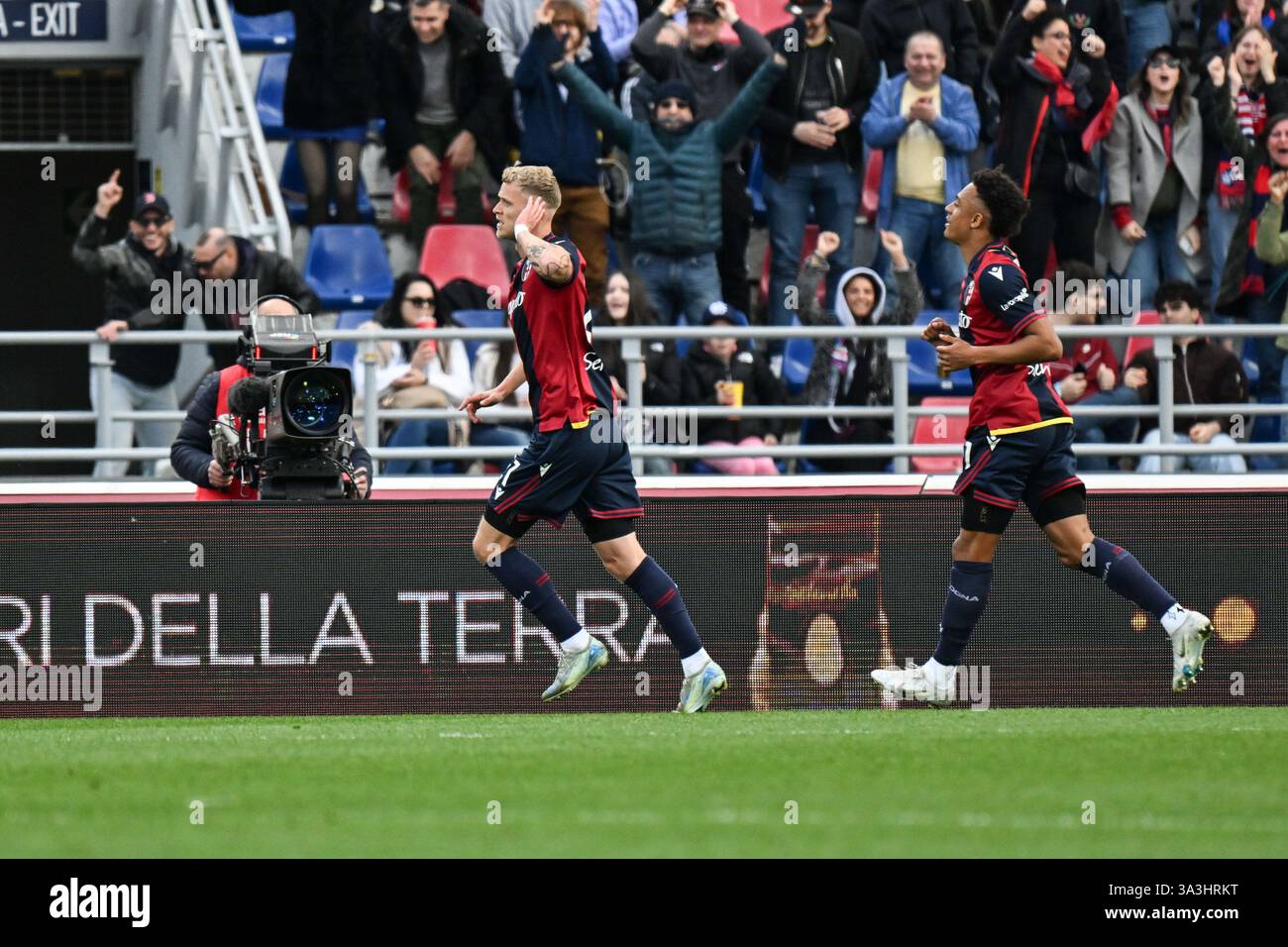 Bologna, Italy. 16th Mar, 2025. Jens Odgaard (Bologna Fc) celebrating his goal during Bologna FC ...