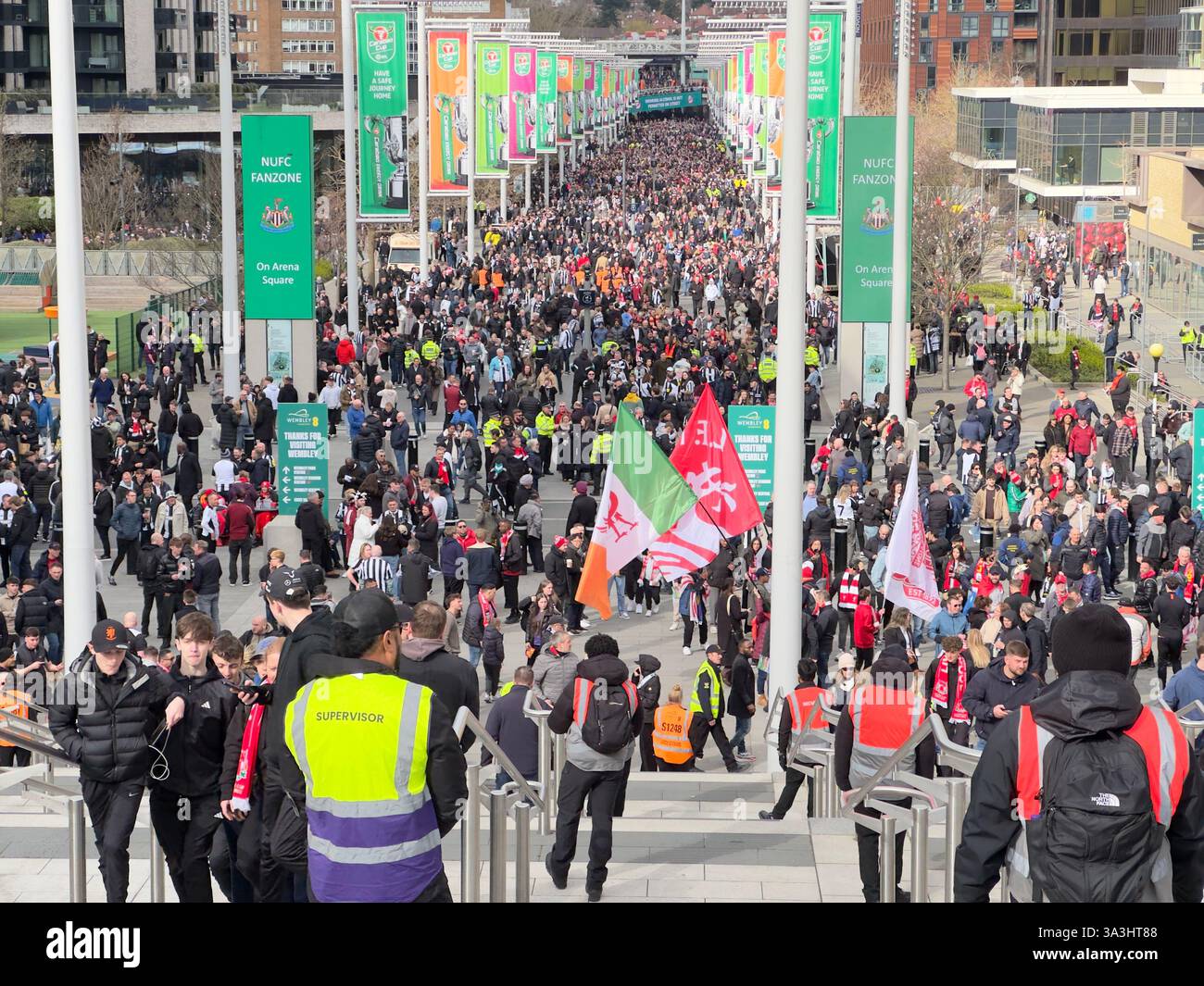 Efl cup final 2025 hi-res stock photography and images - Alamy