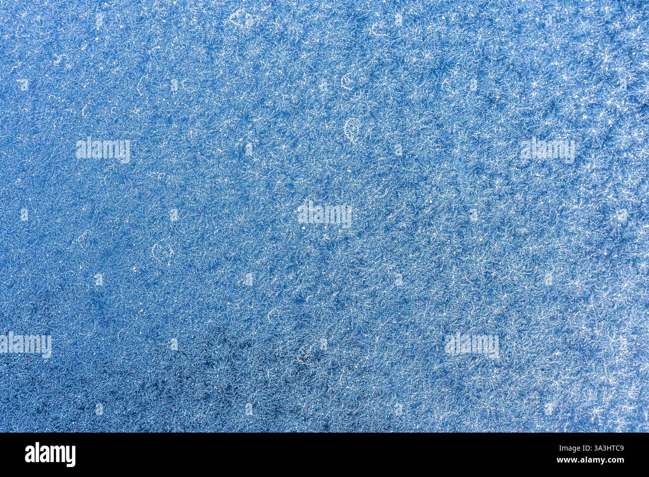 Texture of frozen glass in hoarfrost Stock Photo - Alamy