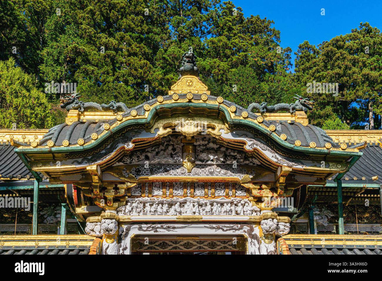 The marvelous decorations at the Tosho-gu Shrine in Nikko. Tochigi ...