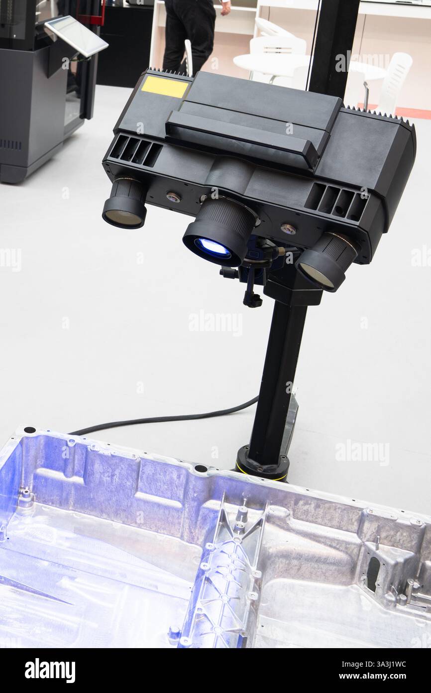 3D scanner for reverse engineering Stock Photo - Alamy