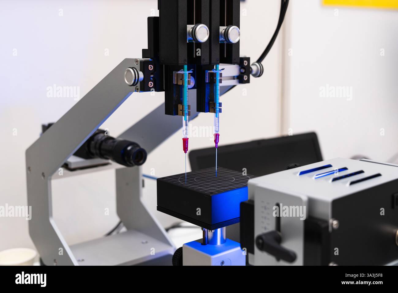 Measuring device for professional contact angle measurements and drop ...