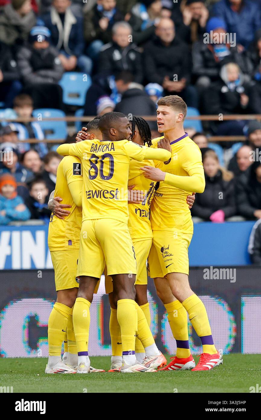 France. 16th Mar, 2025. 80 Shavy BABICKA (tfc) - 04 Charlie CRESSWELL ...