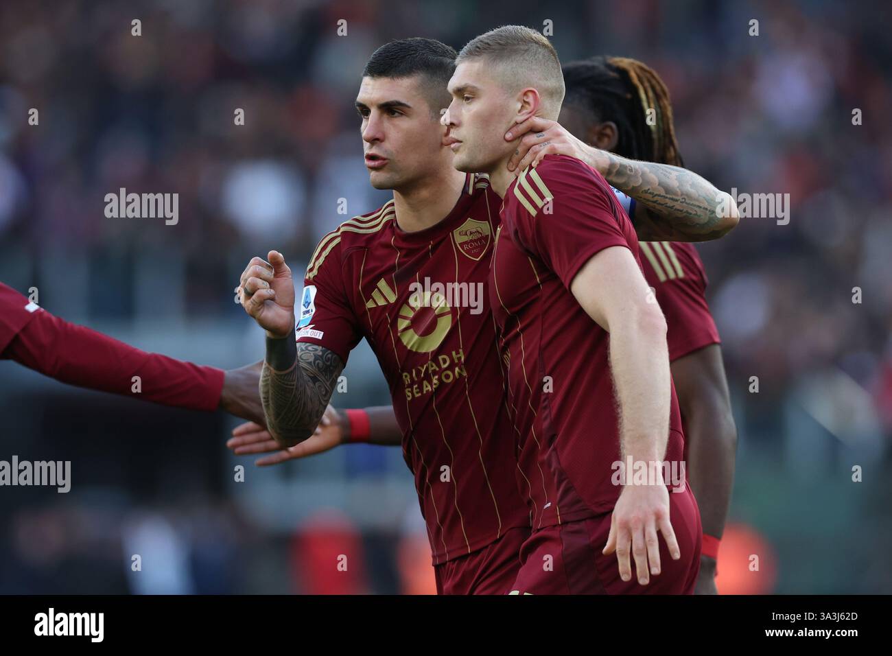 Rome, Italy 16.03.2025 : Artem Dovbyk of Roma score the goal and ...