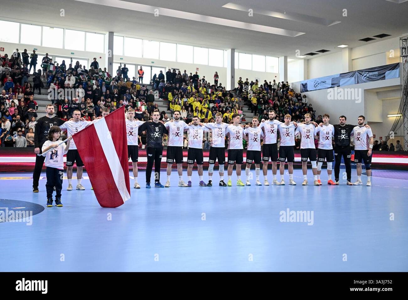 Oristano, Italy. 16th Mar, 2025. M Oristano, 16/03/2025 Foto di Luigi ...