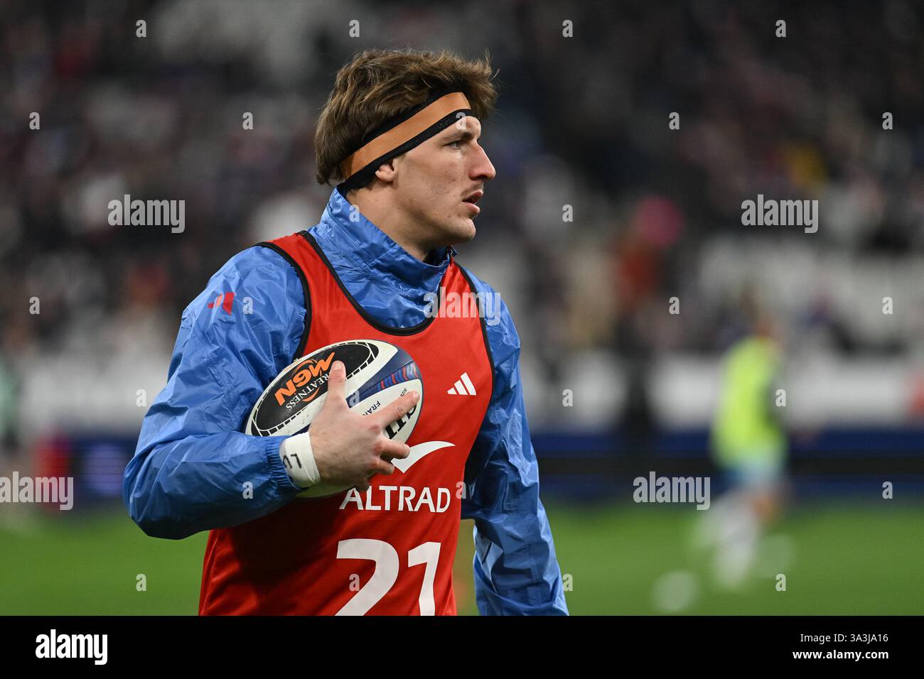 Oscar Jegou in training before the Six Nations match between France and ...