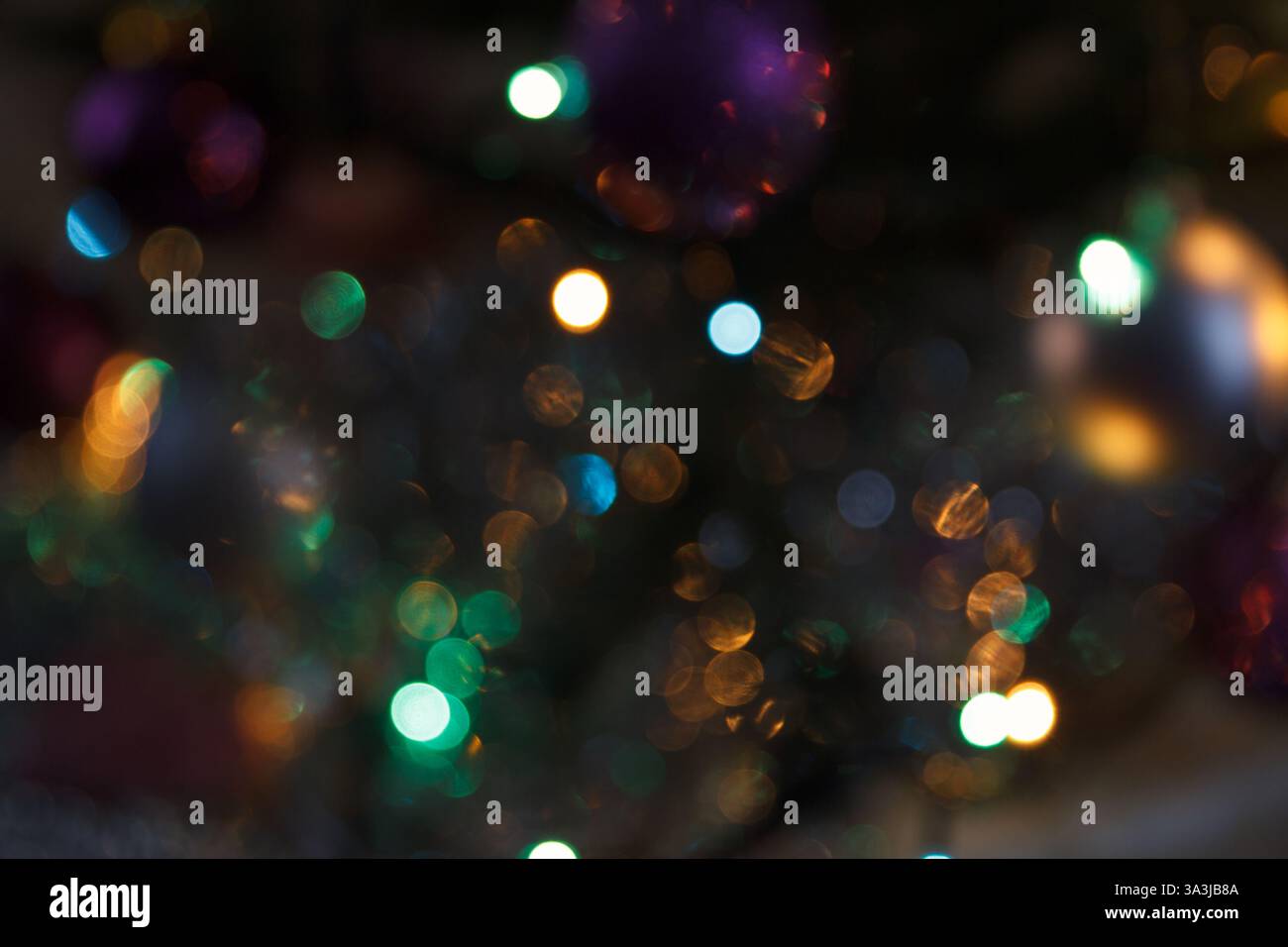 Glowing orbs in vibrant shades hi-res stock photography and images - Alamy