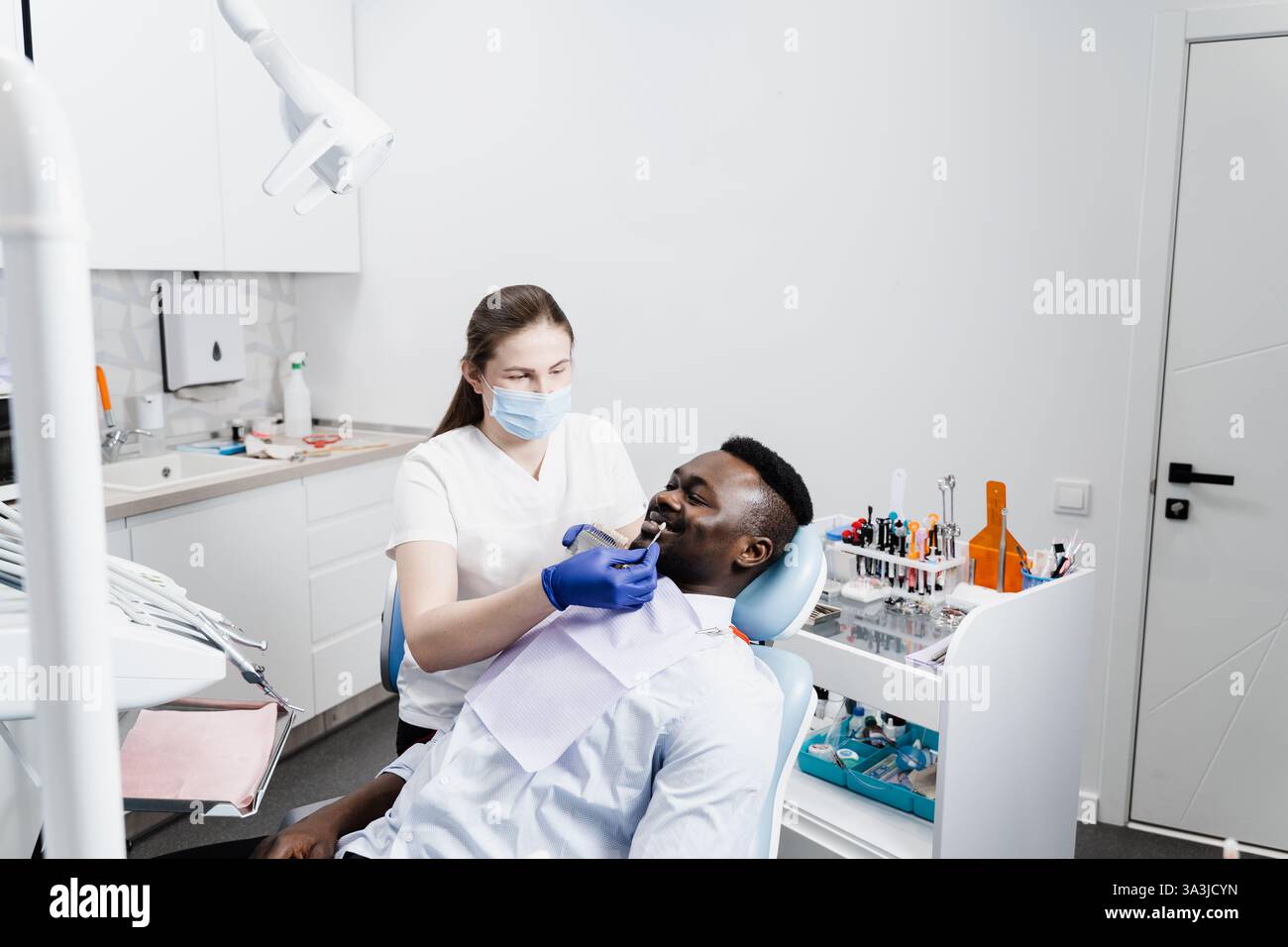 Veneers or implants teeth color matching samples for tooth whitening ...