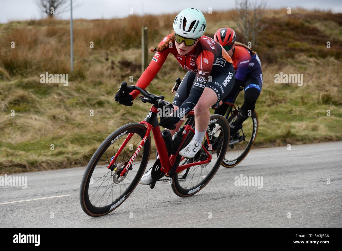 Hade Edge, Holmfirth, Yorkshire, UK, 16 March 2025. The Peaks 2 Day ...