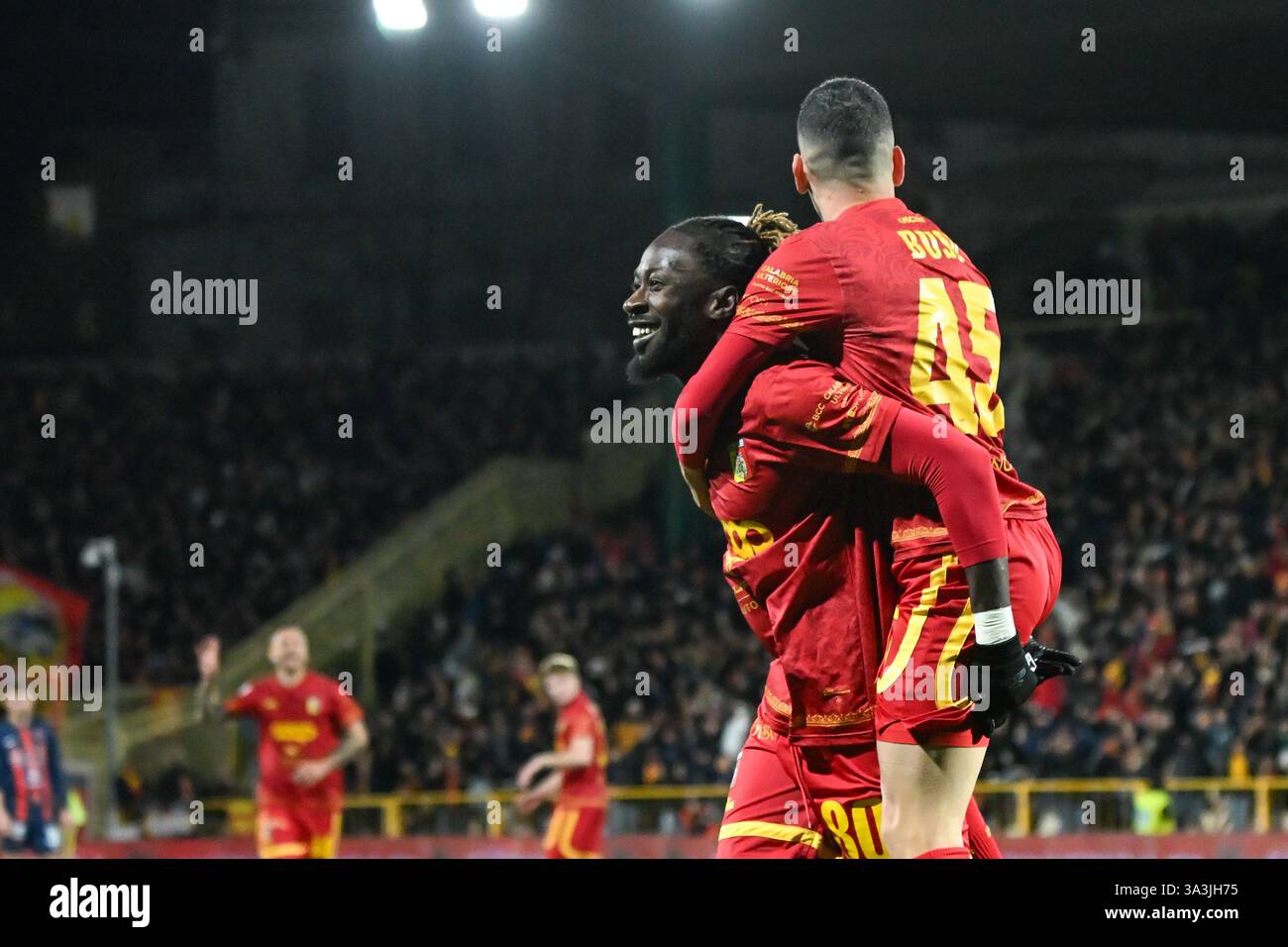 Catanzaro, Italy. 16th Mar, 2025. Mamadou Coulibaly celebrate during US ...