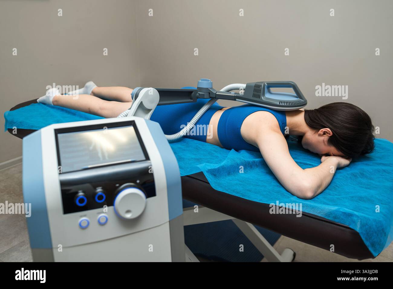 Electromagnetic support of fracture healing with SIS. Super inductive ...