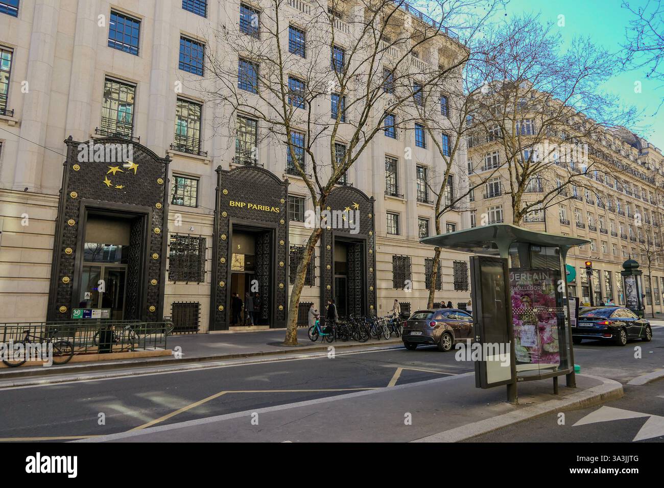 Paris, France, March 5, 2025. Facade of the BNP Paribas bank head ...