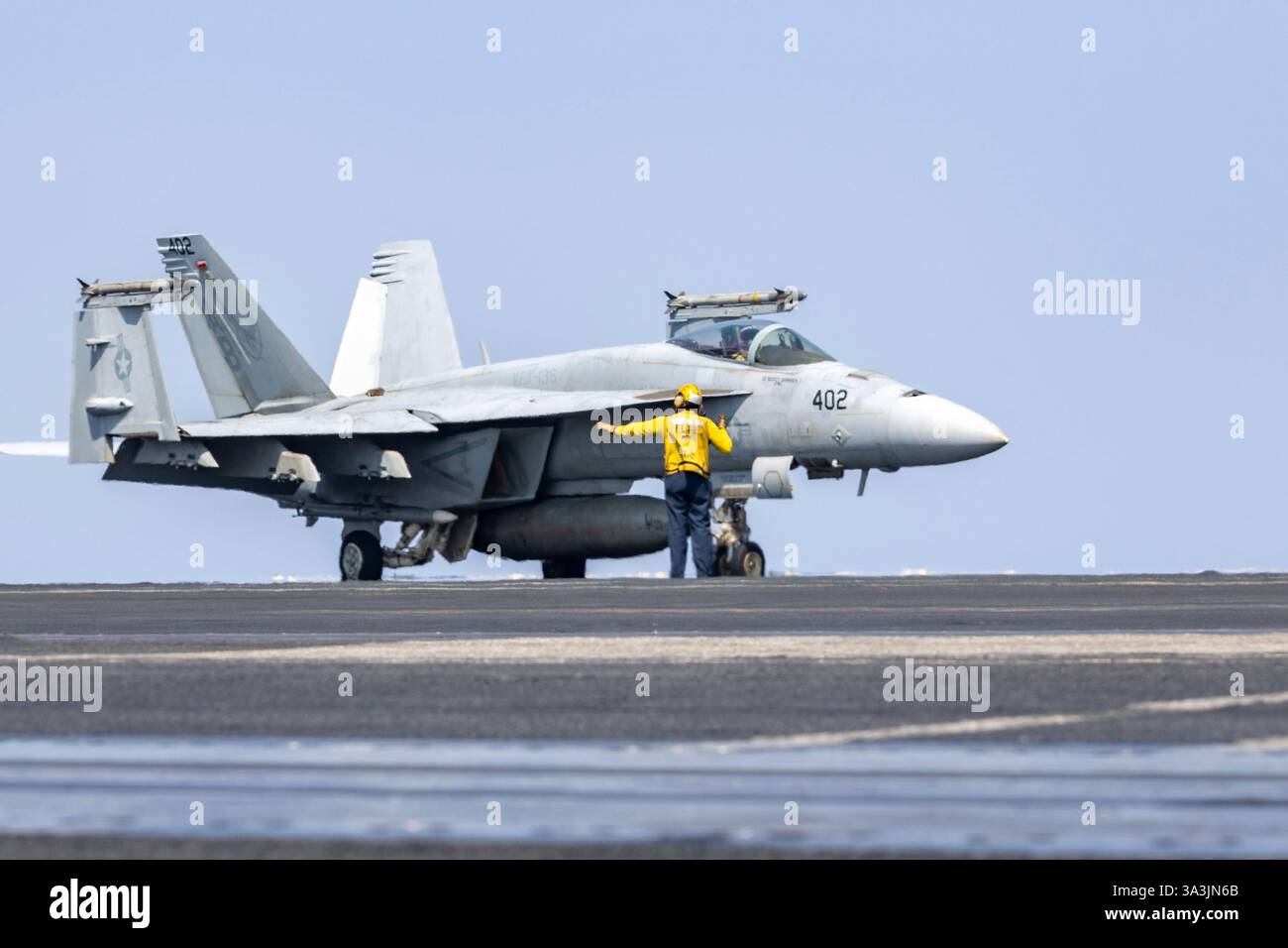 Knighthawks of strike fighter squadron 136 hi-res stock photography and ...