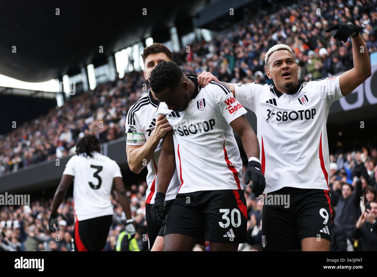 Craven Cottage, March 16th 2025: Tom Cairney of Fulham, Rodrigo Muniz ...