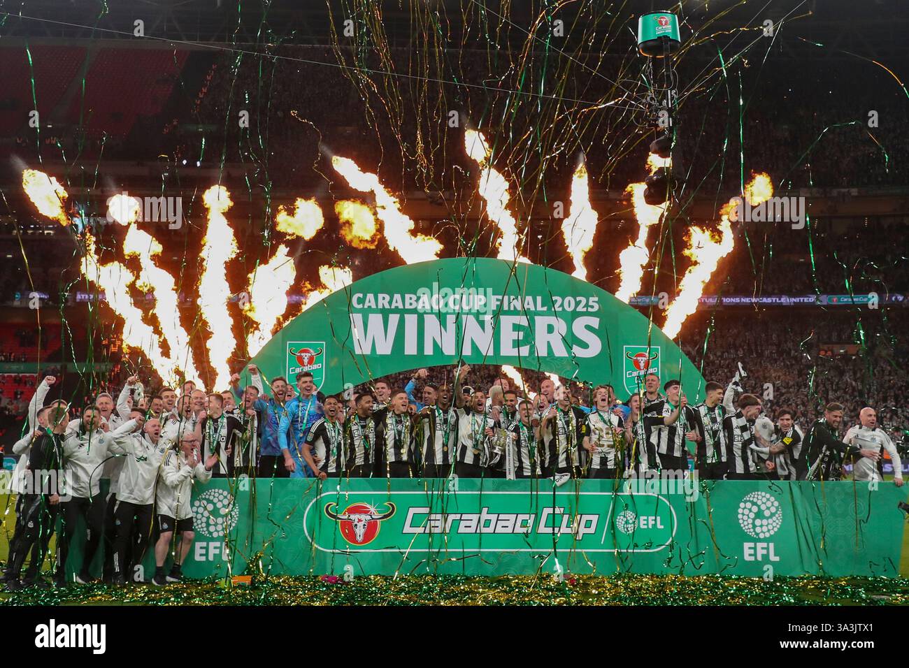 Newcastle players celebrate after winning the EFL Cup final soccer ...
