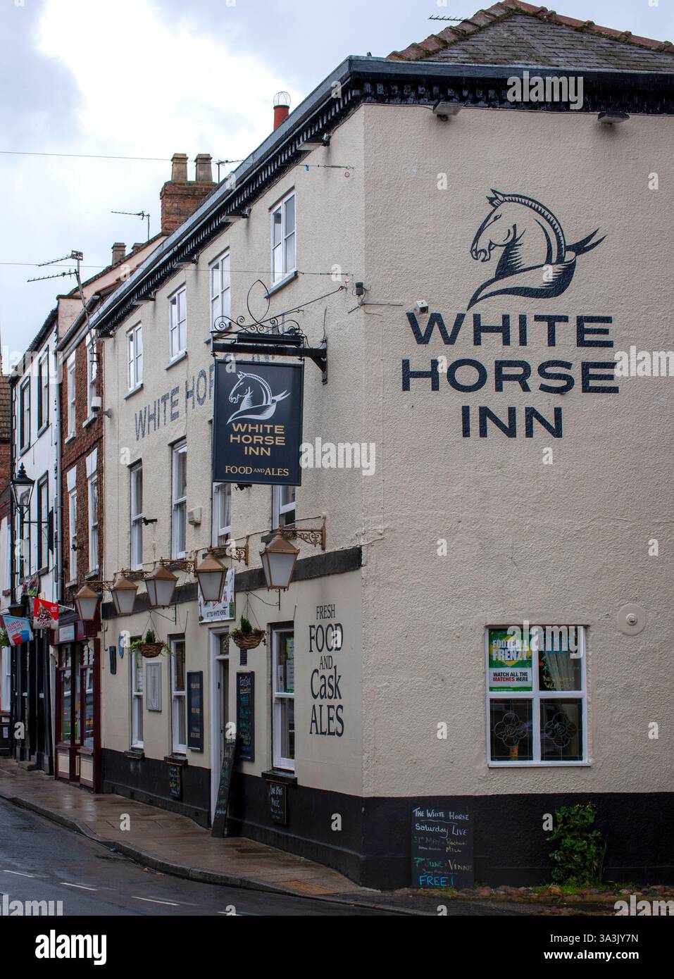 The White Horse Inn - public house - 10 Market Place, Howden, East ...