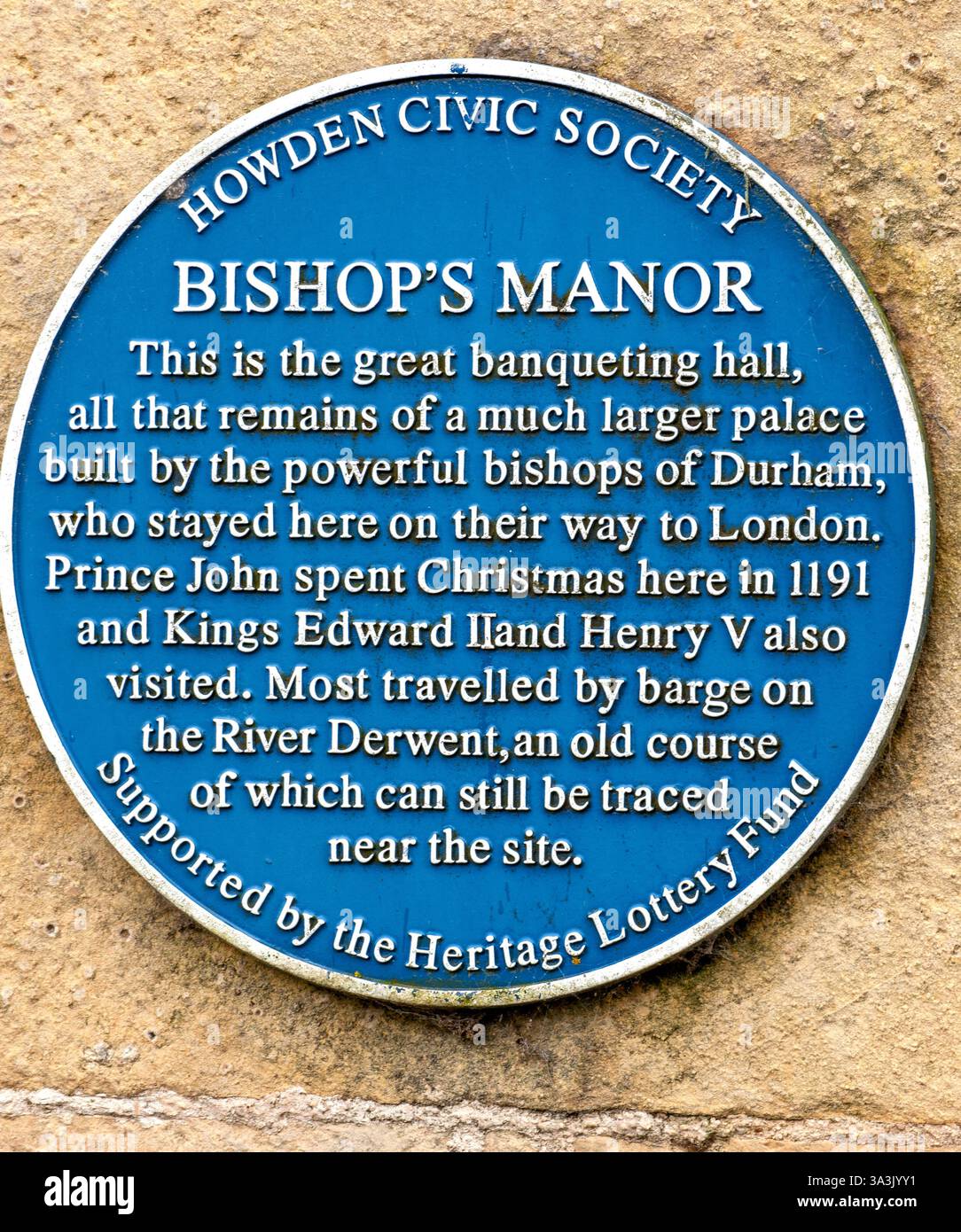Howden Civic Society blue plaque at Bishops Manor, High Bridge, Howden ...
