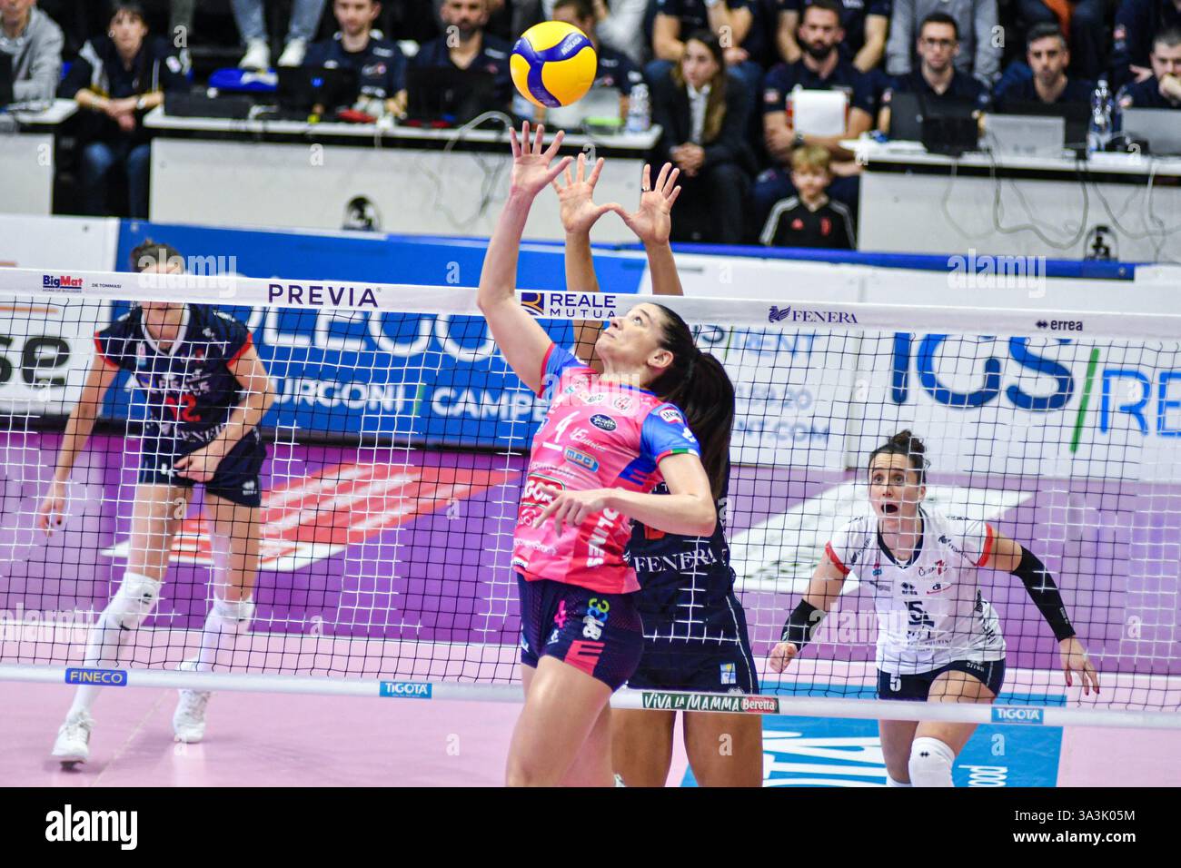 #4 Francesca Bosio of Igor Novara in action during Serie A1 Tigorta ...