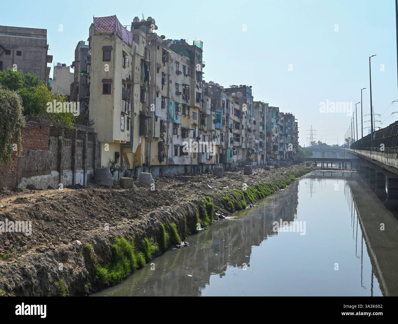 NEW DELHI, INDIA - MARCH 16: A view of Sunehri Pul Drain near ...